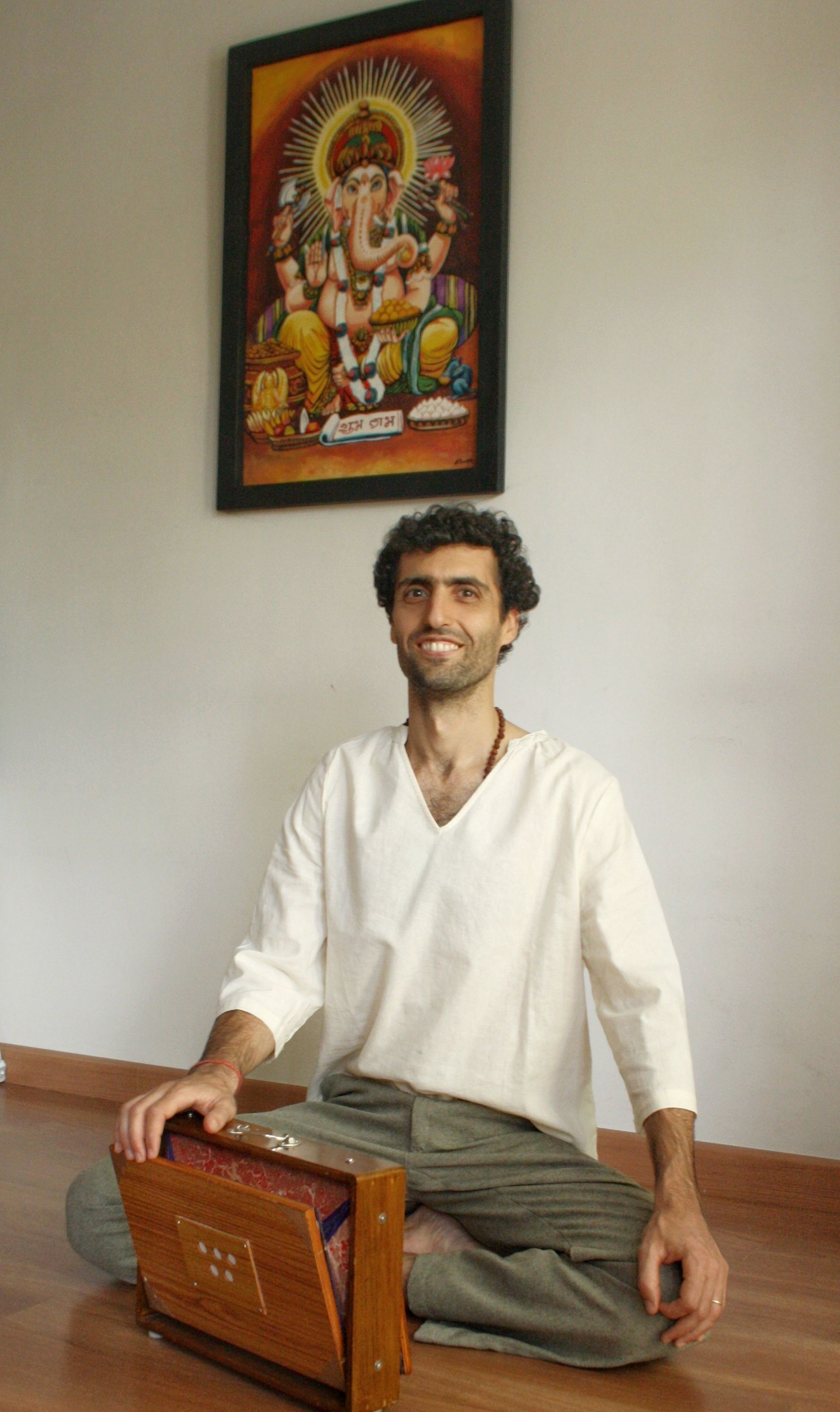 Curso de mantras online con Naren Herrero de hijodevecino.net